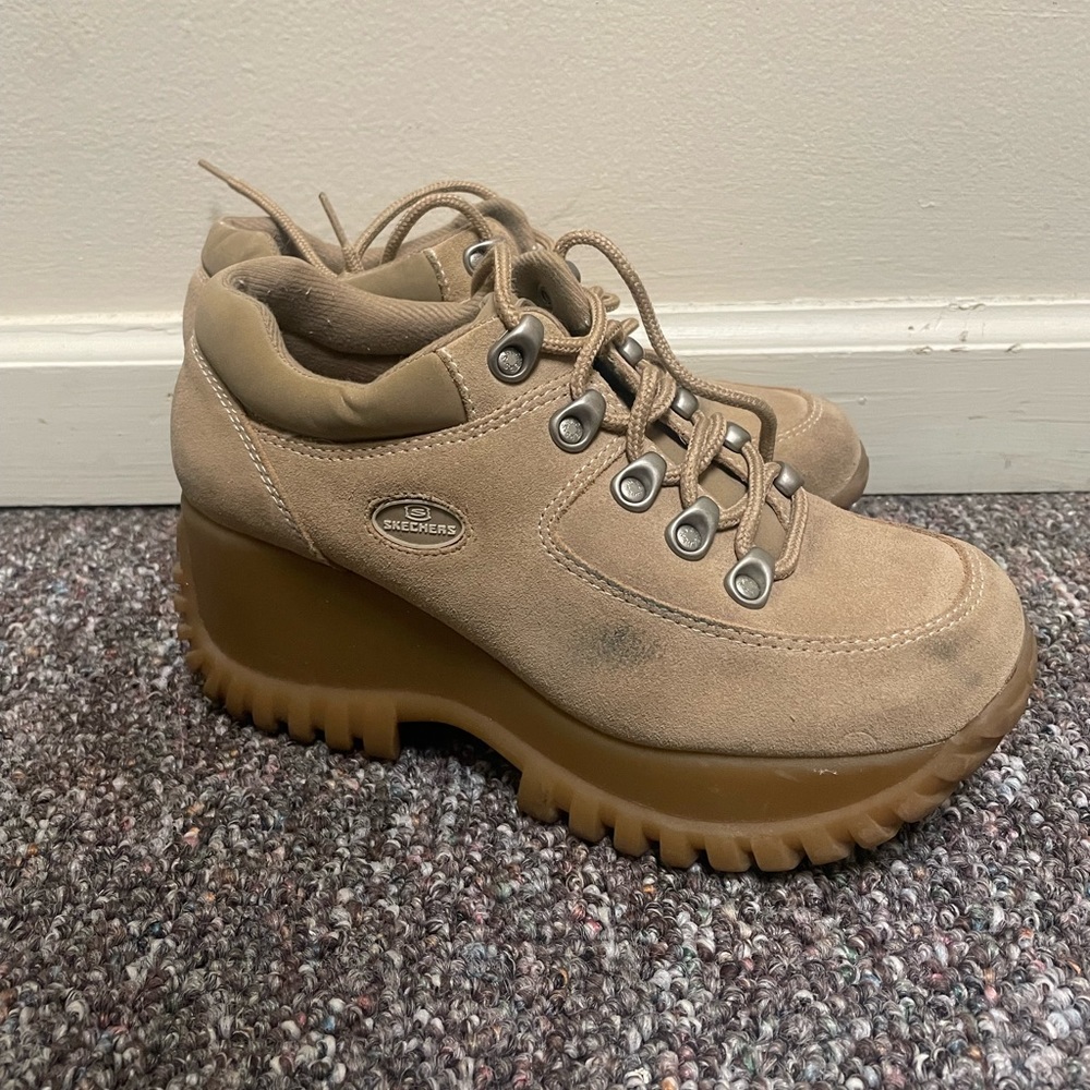 Vintage 90s Suede Chunky Sketchers Platform Sneakers. - Gem